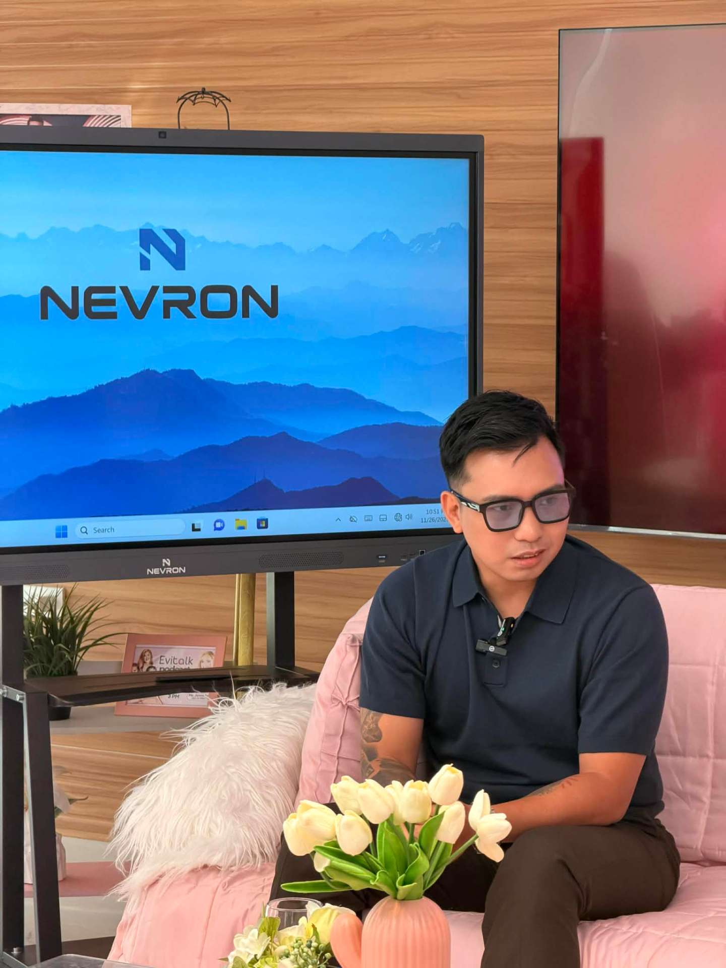 Nevron Smartboards | Next-Generation Interactive Displays